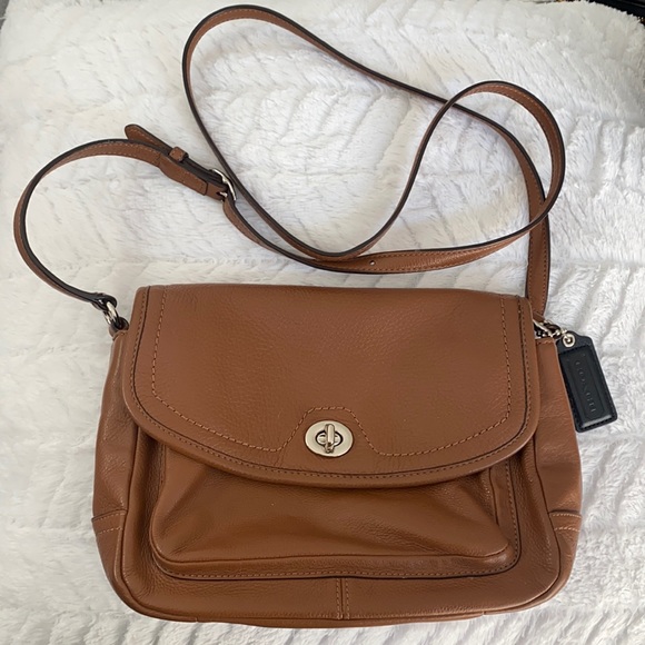 Coach | Bags | Coach Turnlock Crossbody Bag | Poshmark